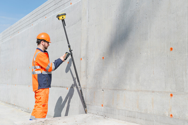 Construction Total Stations & GNSS – Survey Solutions
